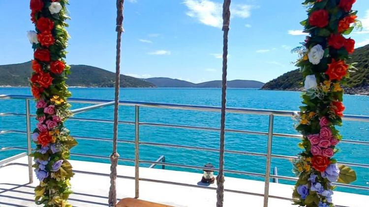 O melhor passeio de barco de Arraial do Cabo | Super Flor Turismo O melhor passeio de barco de Arraial do Cabo | Super Flor Turismo