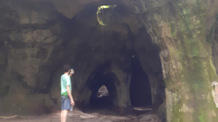 Passeio nas cachoeiras e Caverna do Maroaga Presidente Figueoredo ...
